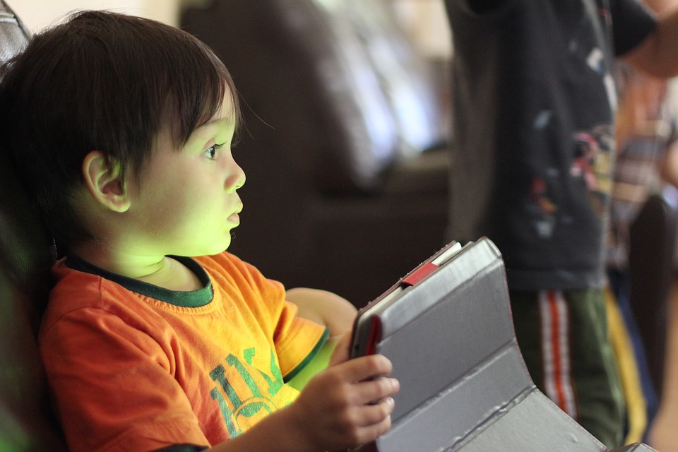 Go play... inside? Facebook debuts Messenger Kids - Twin Cities Agenda